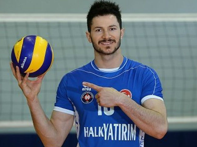 WorldofVolley :: TUR M: Emre Batur stays in HalkBank! WorldofVolley :: TUR M: Emre Batur stays in HalkBank!