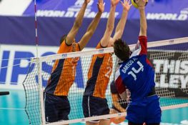 WorldofVolley :: Official volleyball rules PART 38: Referees - official ...
