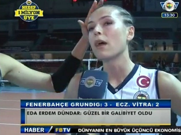 WorldofVolley :: TUR W: Kim made her teammate laugh in front of camera ...