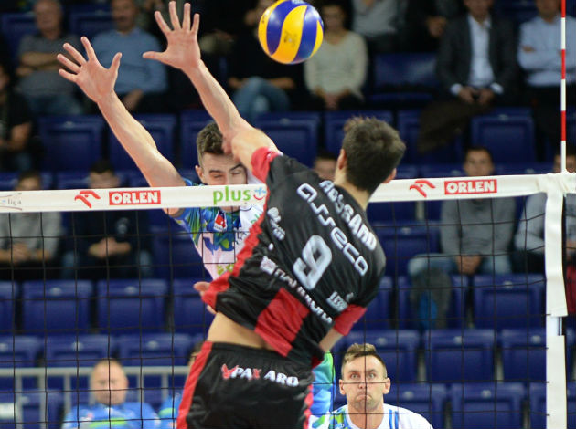 WorldofVolley :: POL M: HE'S ON FIRE! Brutal straight down spike by ...