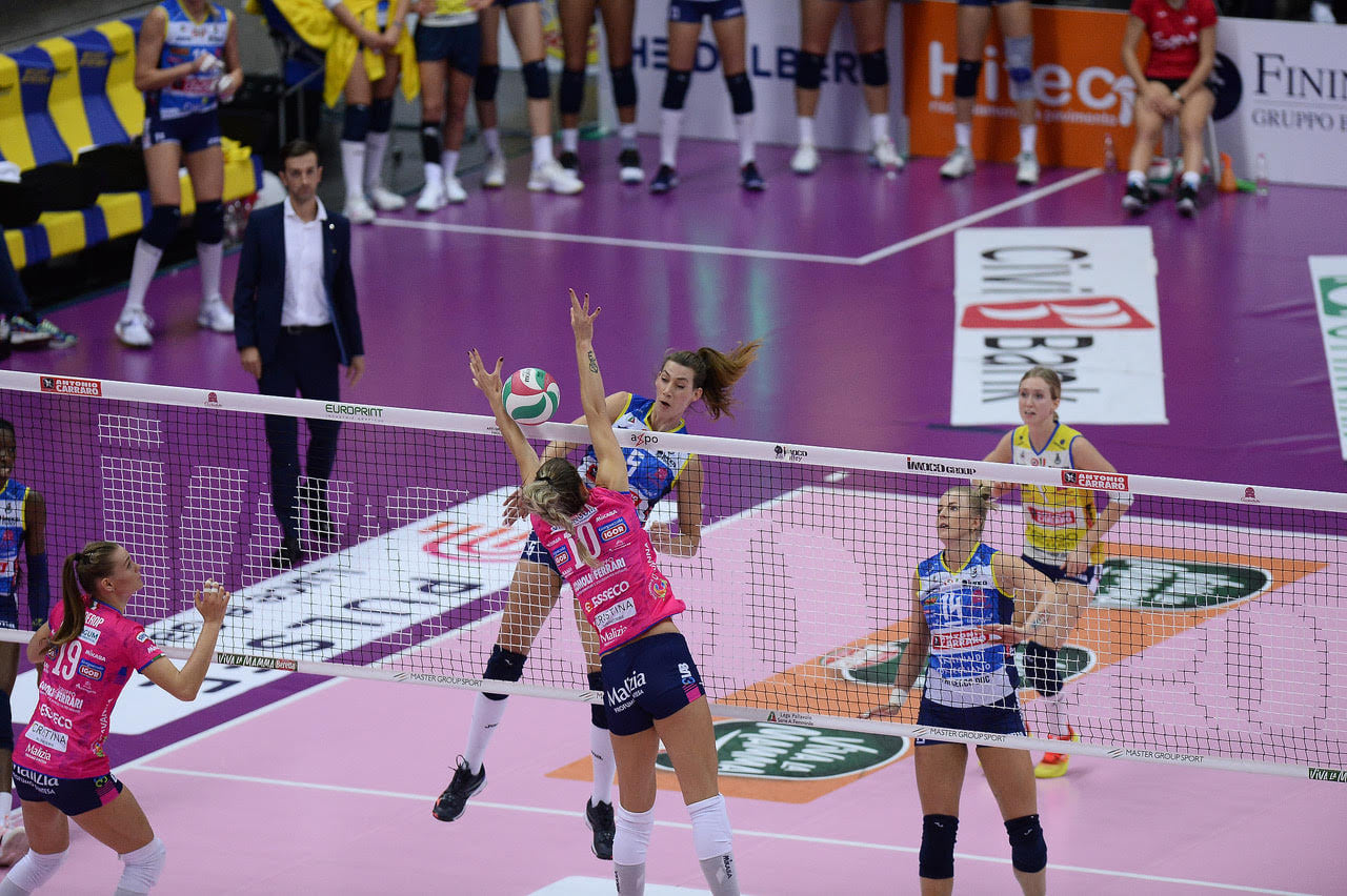 WorldofVolley :: ITA W: Imoco overtake Novara in ‘classicissima’ to ...
