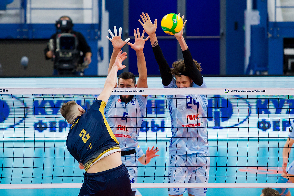 WorldofVolley :: CL M: Russian champions Dinamo barely freeing themselves from shackles of ...