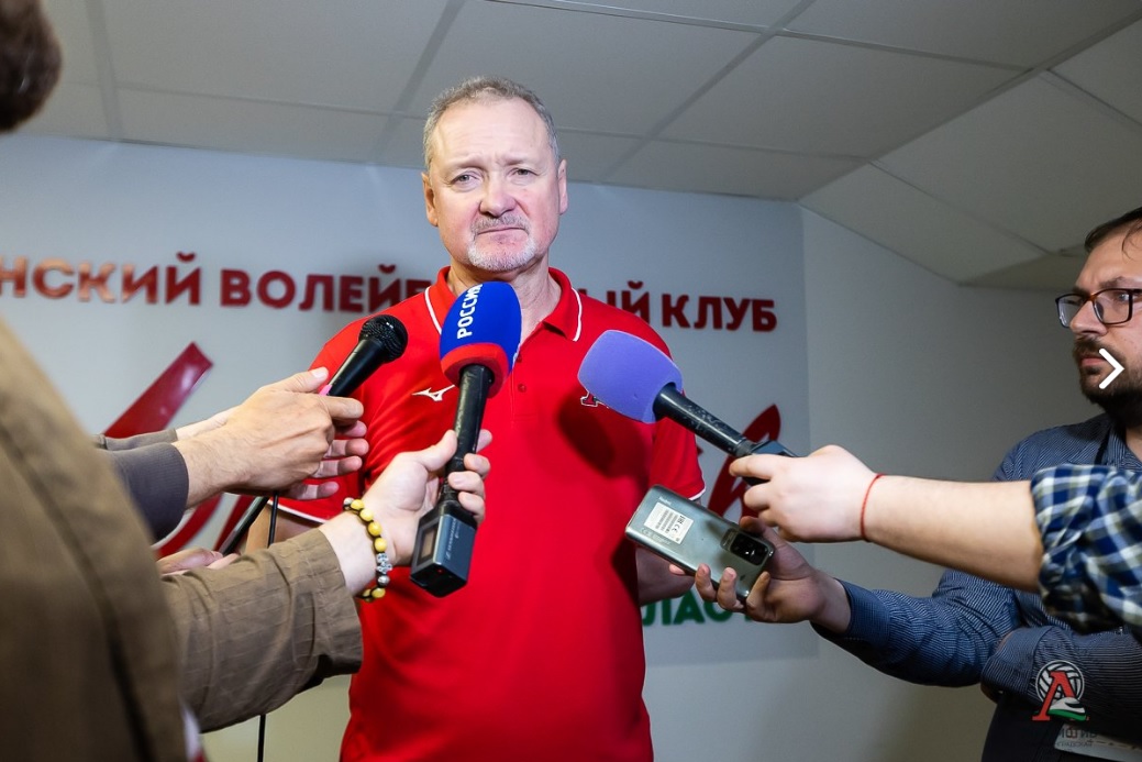 WorldofVolley :: RUS W: Lokomotiv head coach Voronkov disqualified for ...