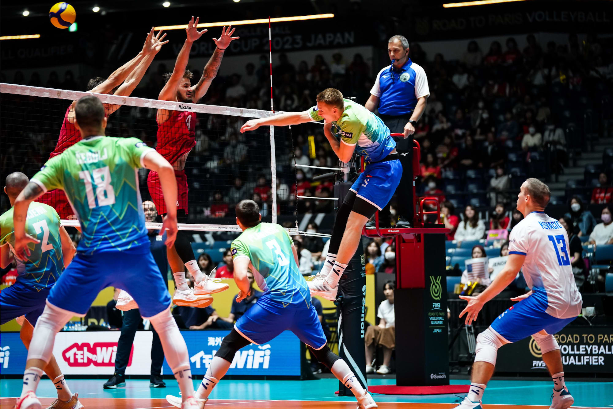 WorldofVolley :: Olympic Qualifiers Pool B: Undefeated USA and Japan ...