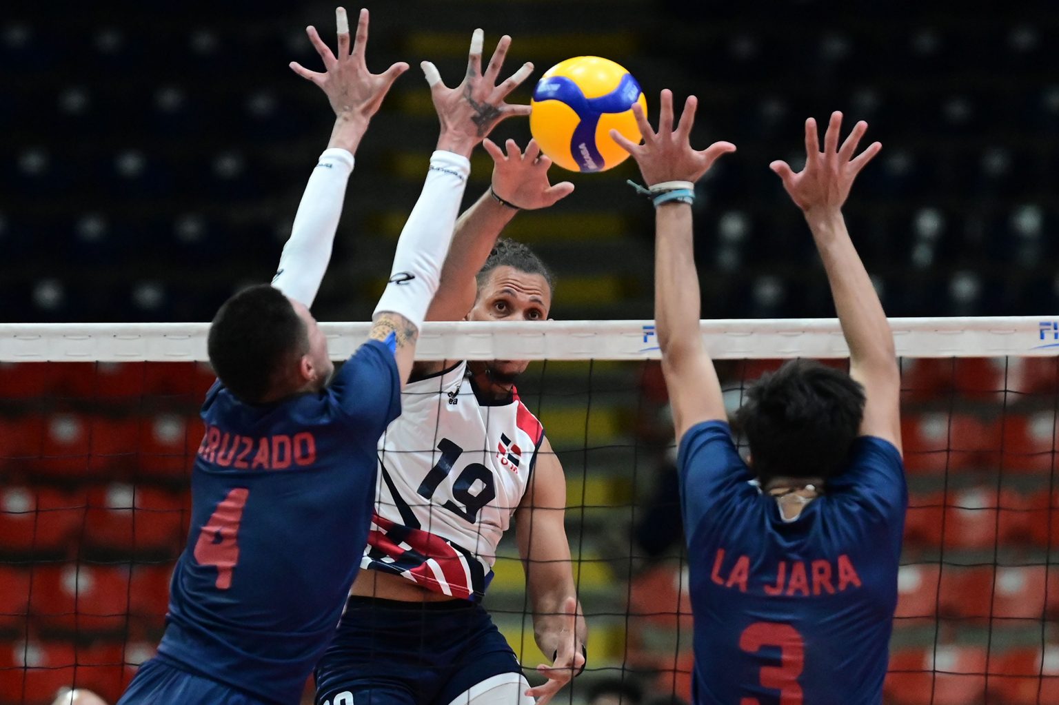 WorldofVolley :: Pan Am Cup M: Dominican Republic, USA, Colombia, and ...