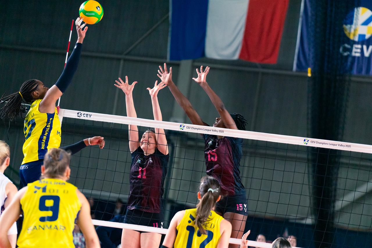 WorldofVolley :: CEV CL W: Fenerbahce Medicana Stays Unbeaten in CEV Champions League Pool D ...
