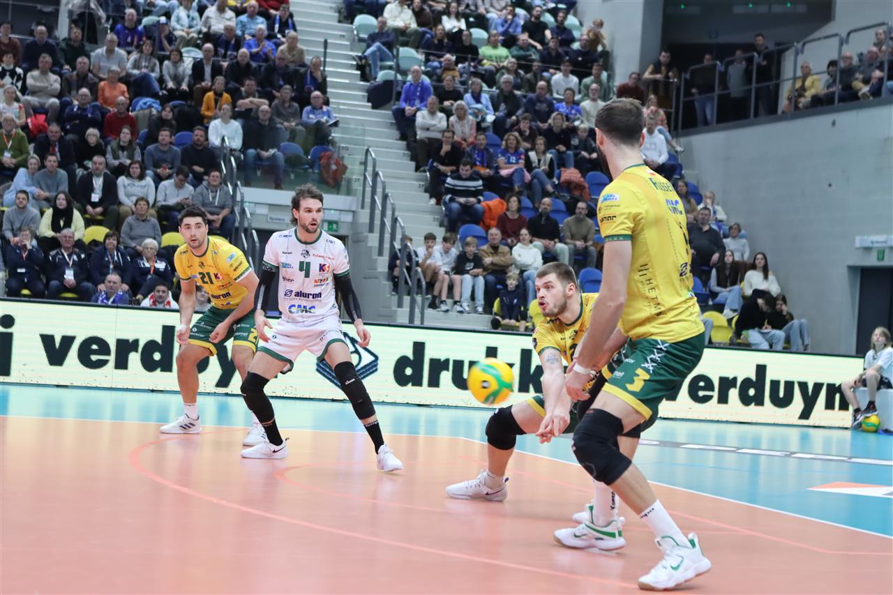 WorldofVolley :: CEV Champions League M - Aluron CMC Warta Zawiercie ...
