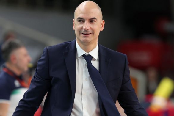 WorldofVolley :: VINTAGE VOLLEYBALL: Pioneer of back-row hitting, Steve ...