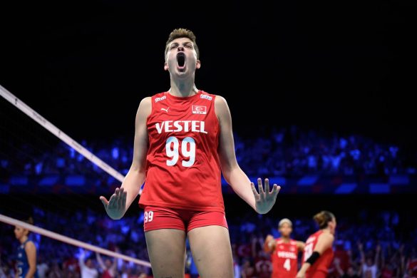 WorldofVolley :: RUS W: Lokomotiv Kaliningrad Drama - Ebrar Karakurt ...