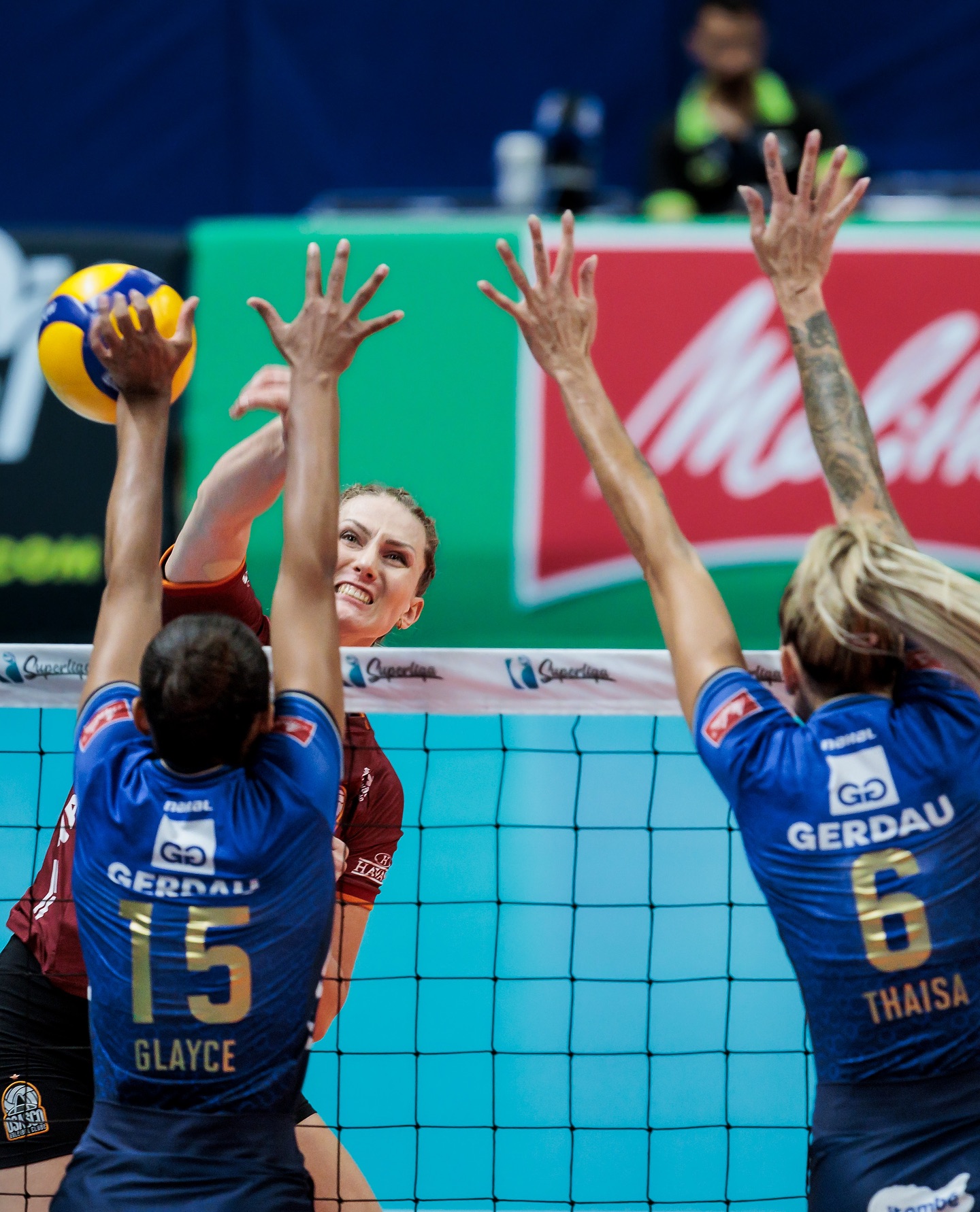 WorldofVolley :: BRA W: Gerdau Minas Wins Thriller and Takes Superliga ...