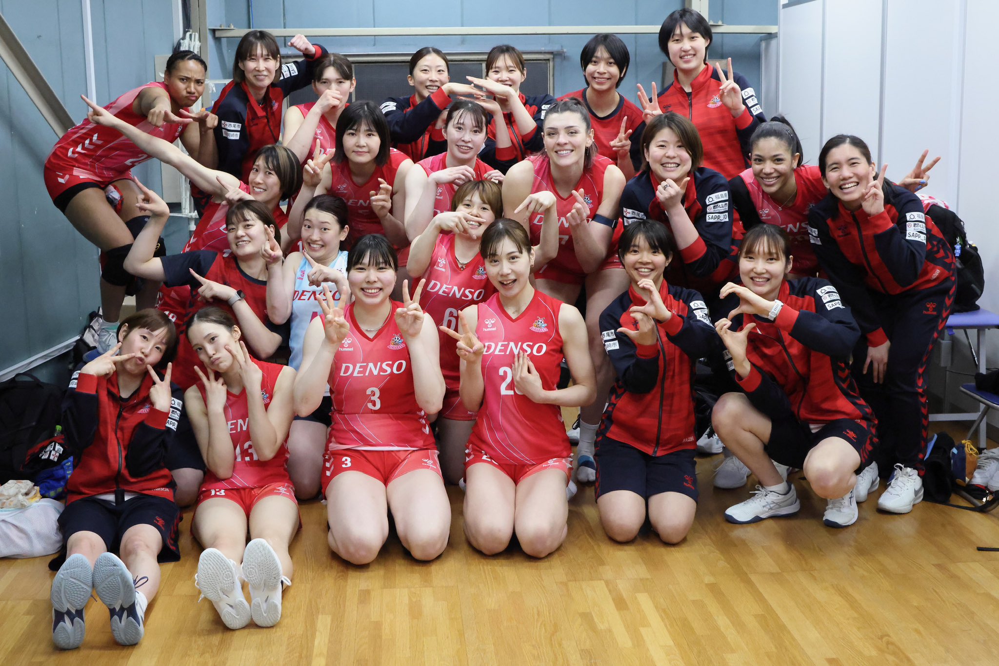 WorldofVolley :: JPN W: Denso Shock Osaka, NEC Power Past Saga in SV.League Semifinals ...