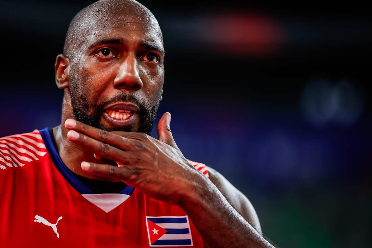 WorldofVolley :: Simón Returns: Cuban Volleyball Legend Back in ...