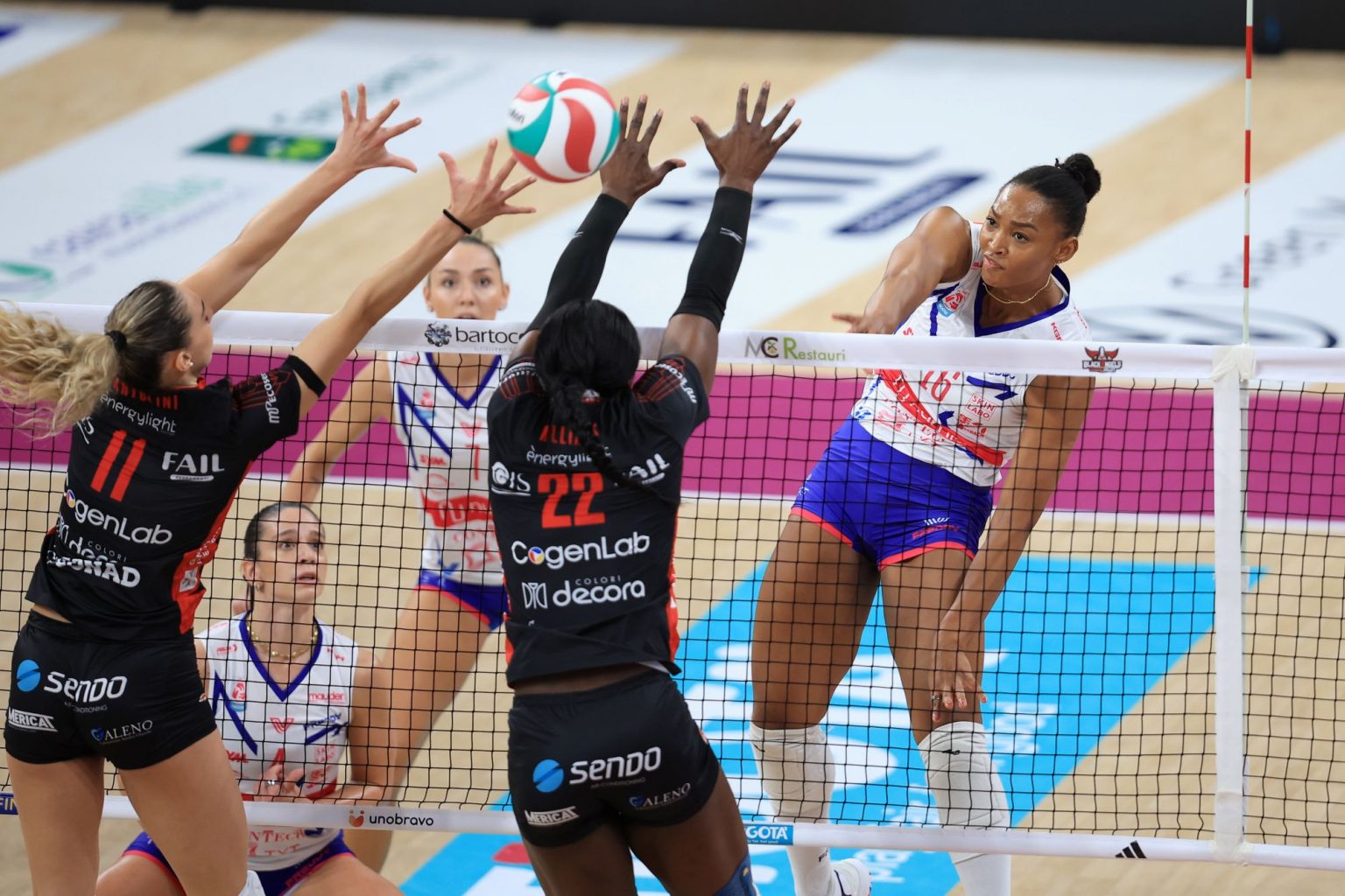 WorldofVolley :: ITA W: Milano Sweeps Perugia, Macerata Takes Home Win - WorldOfVolley
