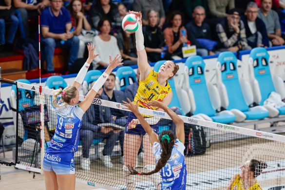 WorldofVolley :: 18-year-old Volleyball Star Julia Ituma Dies in Tragic ...