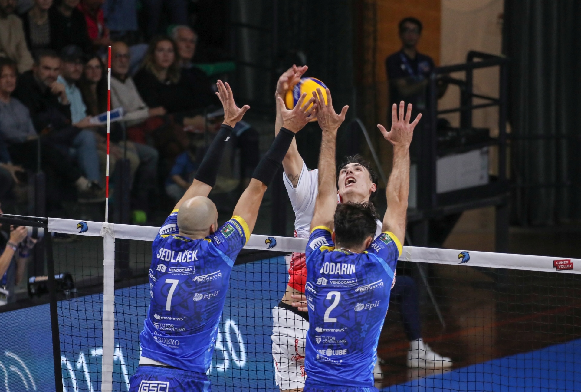 WorldofVolley :: Piacenza Completes Stunning Comeback Against Cuneo ...