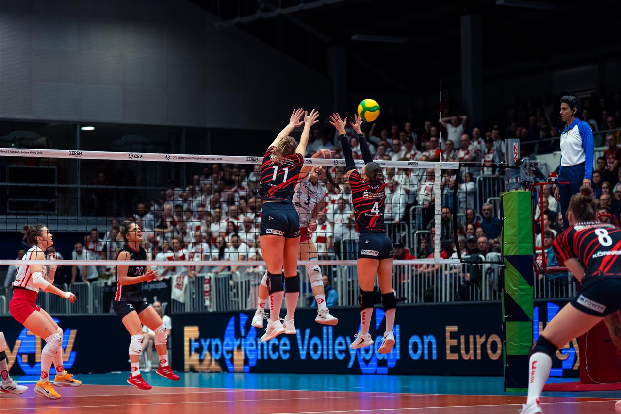 WorldofVolley :: CEV CL W: Favorites Cruise; Group Battles Near ...