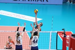 WorldofVolley :: TUR W: Fenerbahçe Defeated Eczacıbaşı; Round 18 ...
